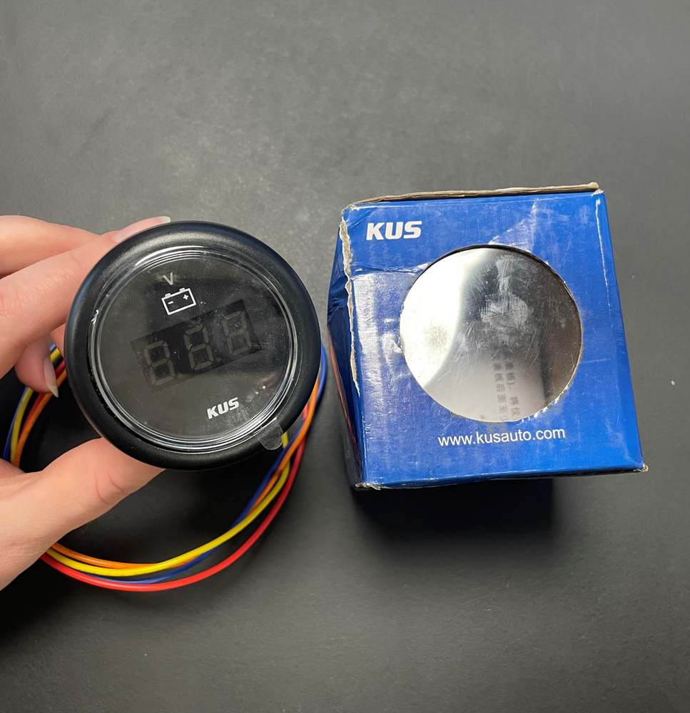 Kus digital voltmeter 9-32v, sort, 12/24v - 1116510 | Billig Propel
